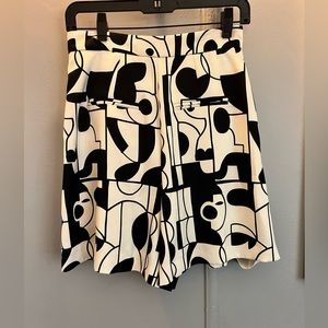 MARELLA | Shorts | Marella Black And White Art Set | Poshmark